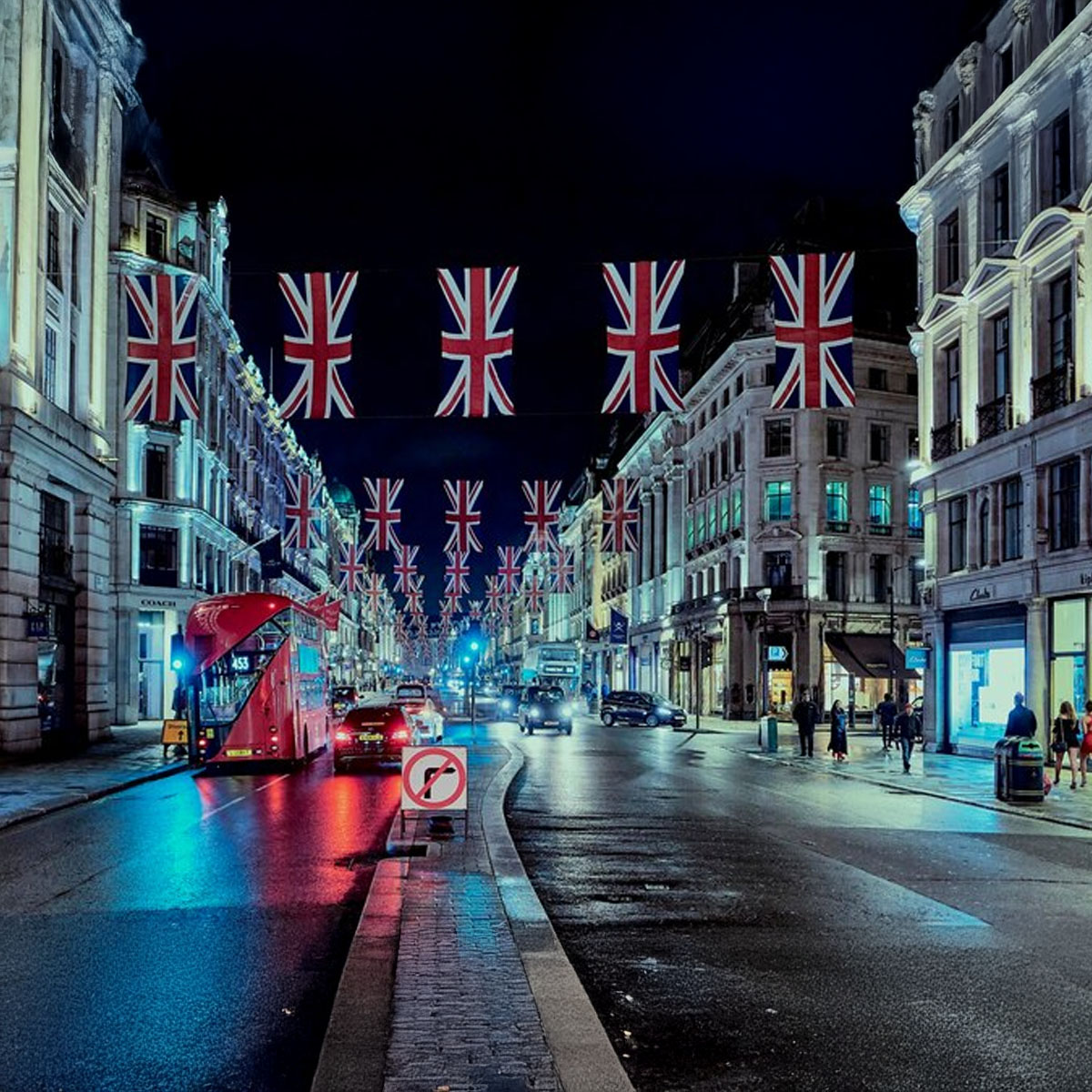 Solo Summer Evening In Mayfair Guide